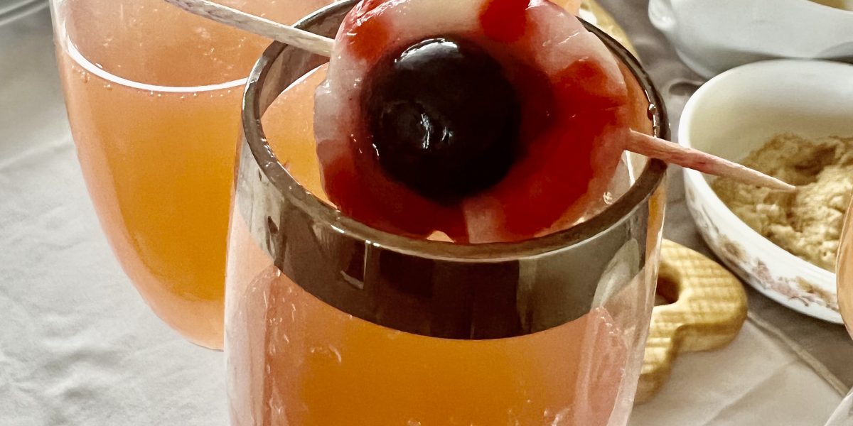 spooky eyeball drinks toppers- perfect for Halloween